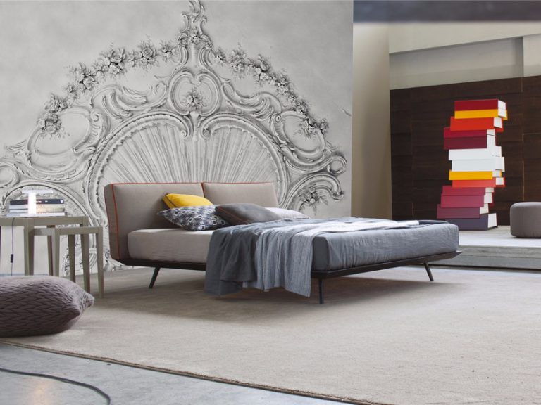 Dramatic Wallpaper Designs: 15 Ideas for Trendy Modern Rooms