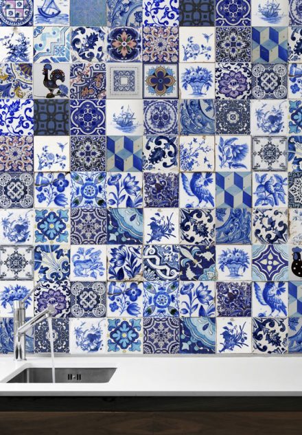 Dramatic Wallpaper Designs: 15 Ideas for Trendy Modern Rooms